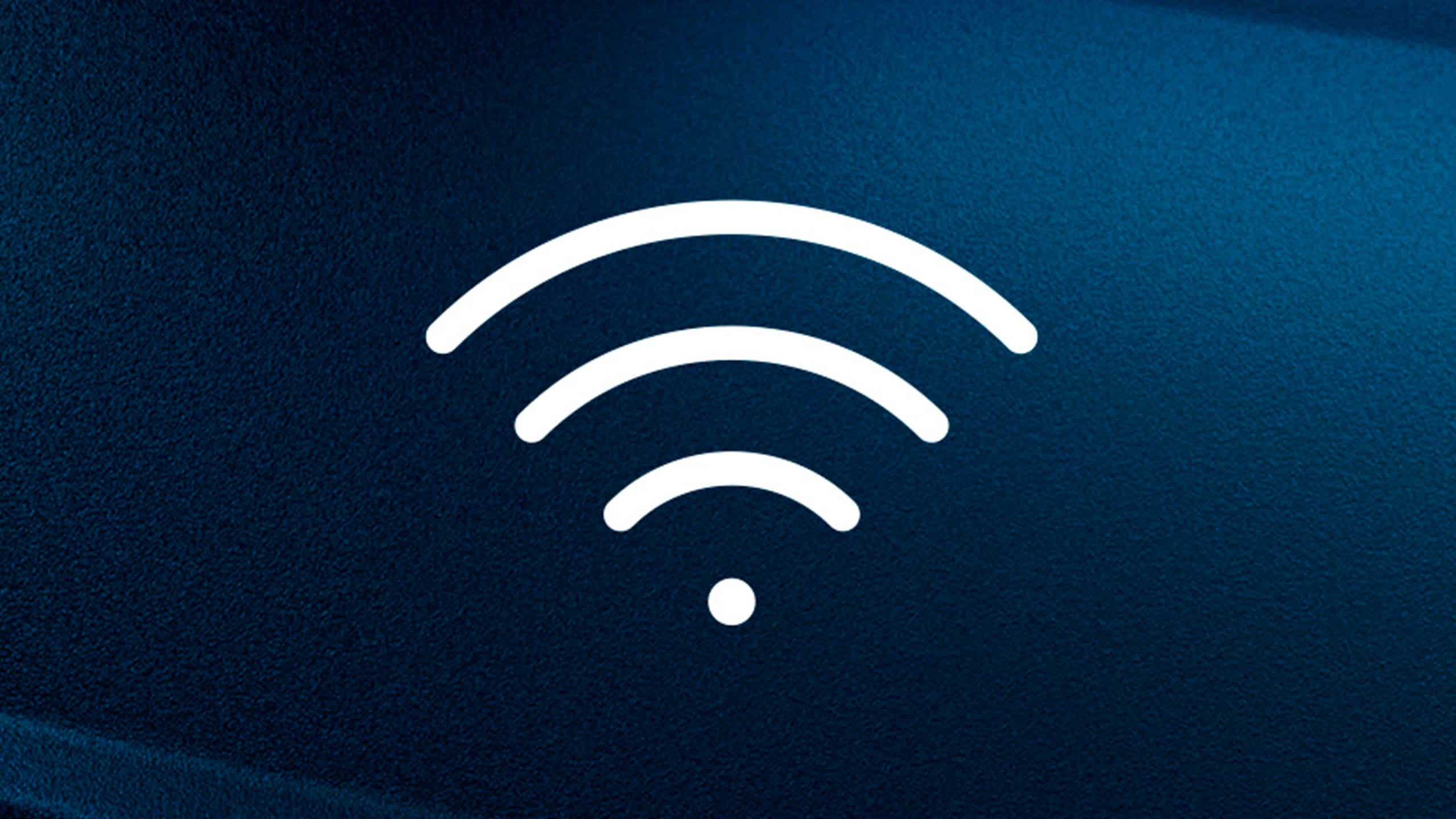 SIM Card Installation | InControl User Guide | Land Rover Portugal